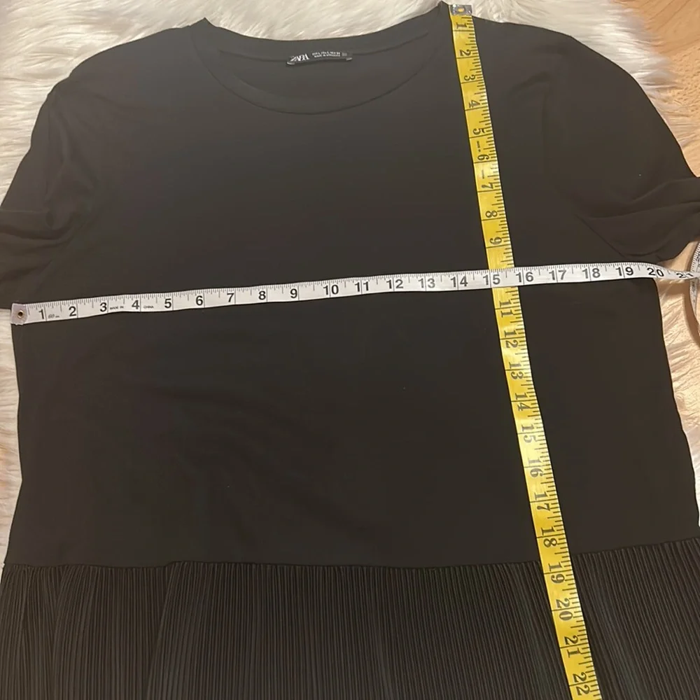 Zara | Tops | Zara Black Long Sleeve Top Pleating Detail On Front ...